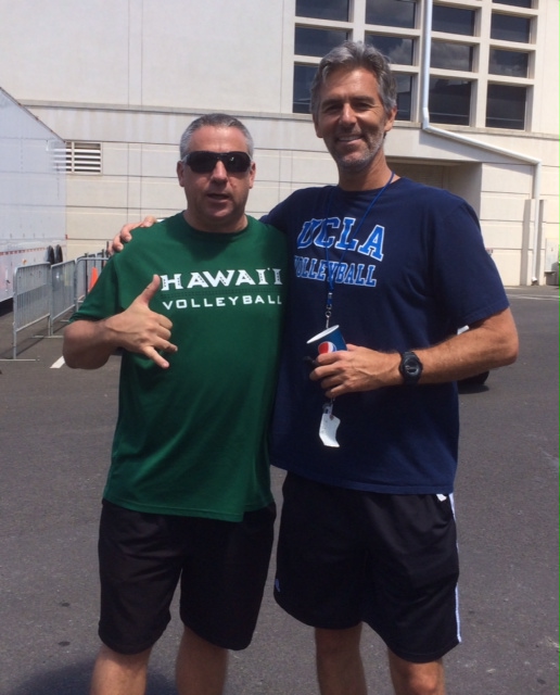 Wade signs contract – Hawaii Warrior World