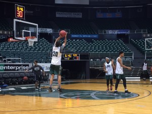 Garrett taking his shot – Hawaii Warrior World