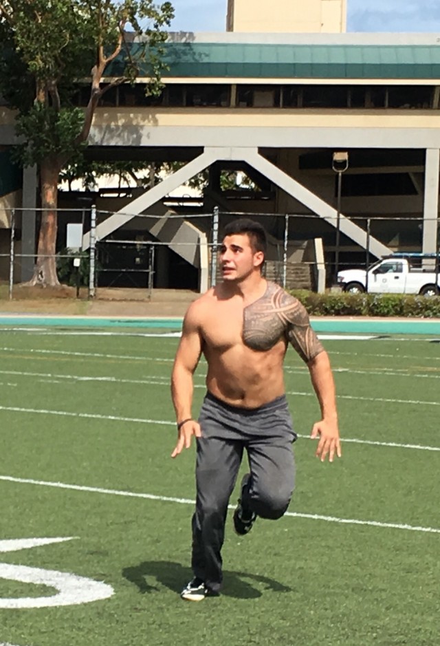 Tuinei earns scholarship – Hawaii Warrior World